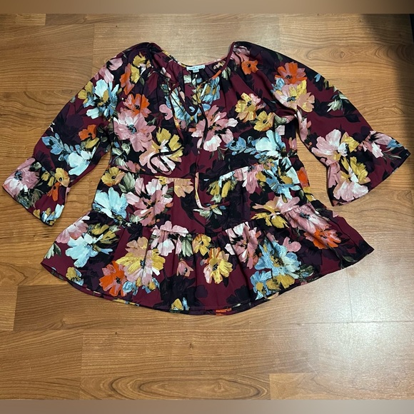 Versona | Tops | Versona Floral Ivy Womens Semi Sheer Floral Peplum Top ...